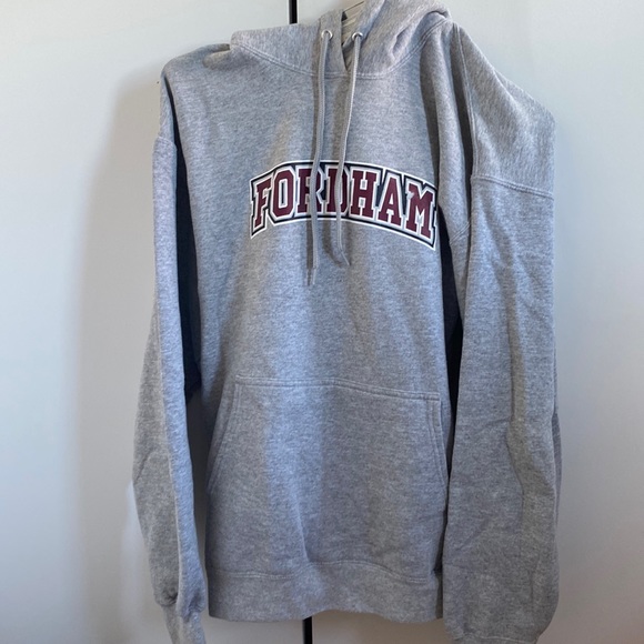 Clique | Tops | Fordham Universityapple Bank Sweatshirt Size Large ...